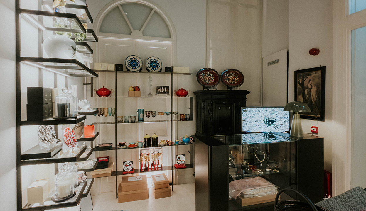 Εγκαίνια Amyth Store από Thanos Hotels & Resorts στη Λευκωσία | Hello ...
